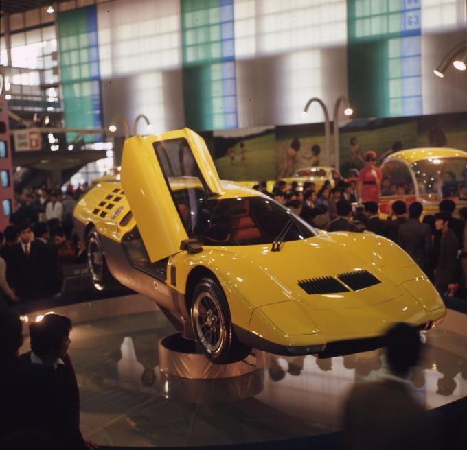 【幻の国産スーパーカー】ロータリーエンジン搭載の「マツダRX500」 | 自動車情報・ニュース WEB CARTOP