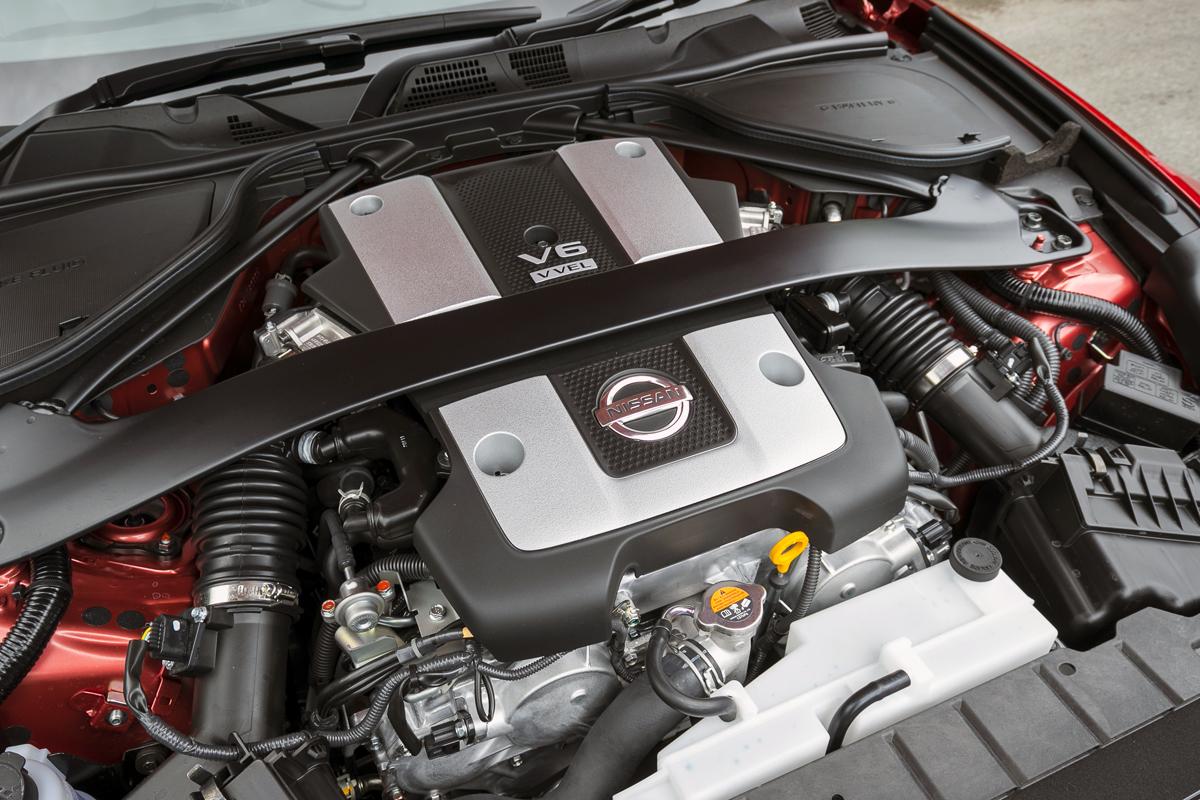 もはや絶滅危惧種で乗るならいま！ 大排気量NAエンジンを楽しめる国産モデル4選 | 自動車情報・ニュース WEB CARTOP - 2ページ目