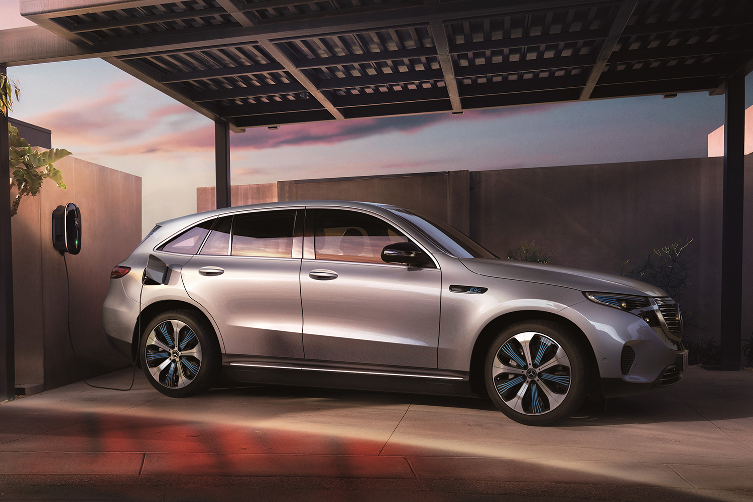 メルセデス・ベンツのEQCとGLSが一部仕様変更で装備充実！ これにあわせて価格も変更に | 自動車情報・ニュース WEB CARTOP