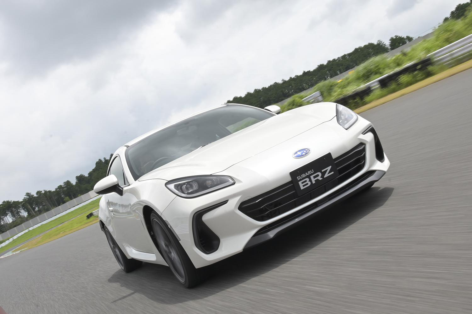 結婚後にスポーツカーを手に入れる決めセリフはこれだ！ 現役の主婦が教えるパートナーにスポーツカー購入許可を得るセリフ5選 | 自動車情報・ニュース WEB CARTOP - 2ページ目