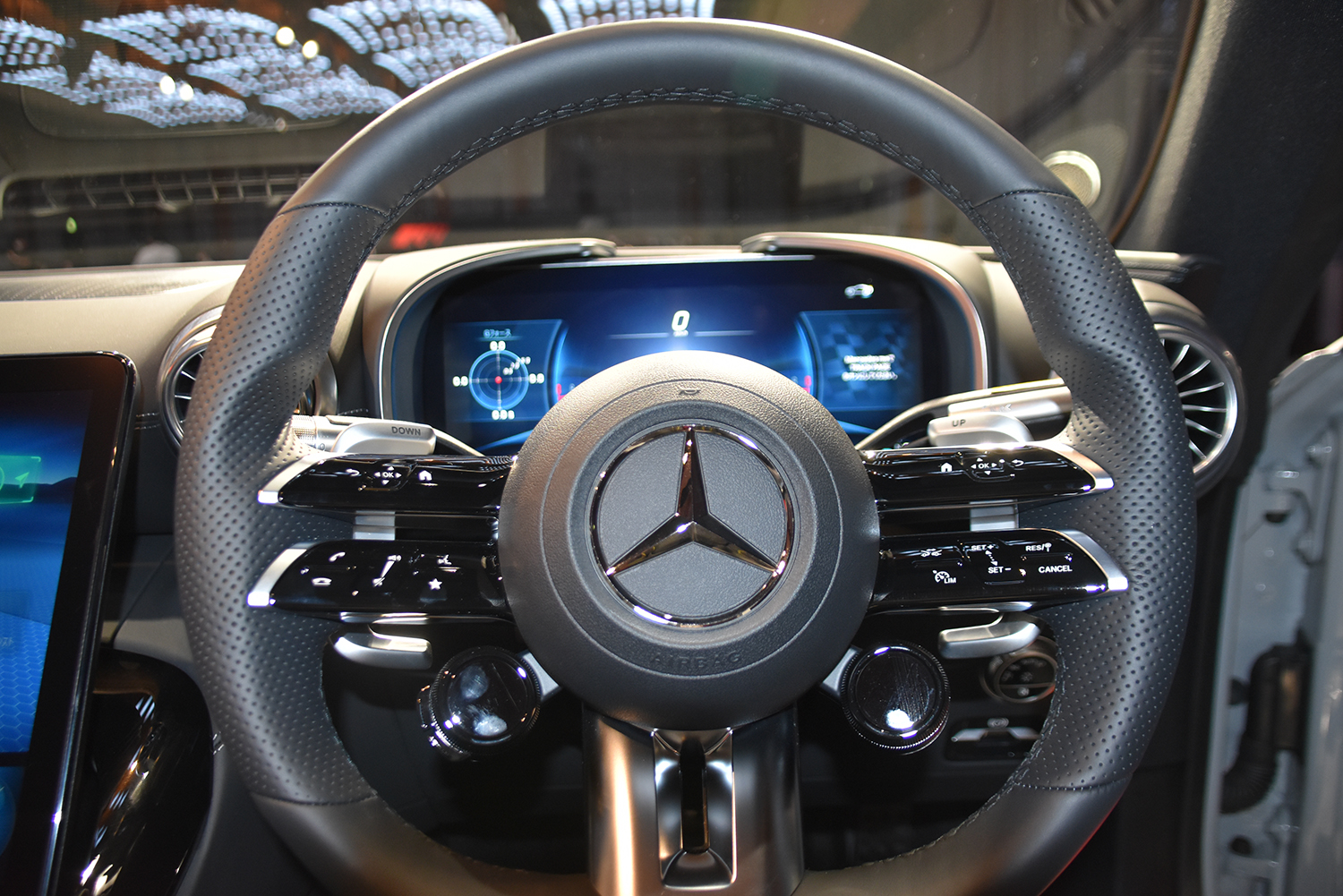 新型メルセデスAMG SLが発売！ 価格は税込み1648万円 | 自動車情報・ニュース WEB CARTOP - 2ページ目