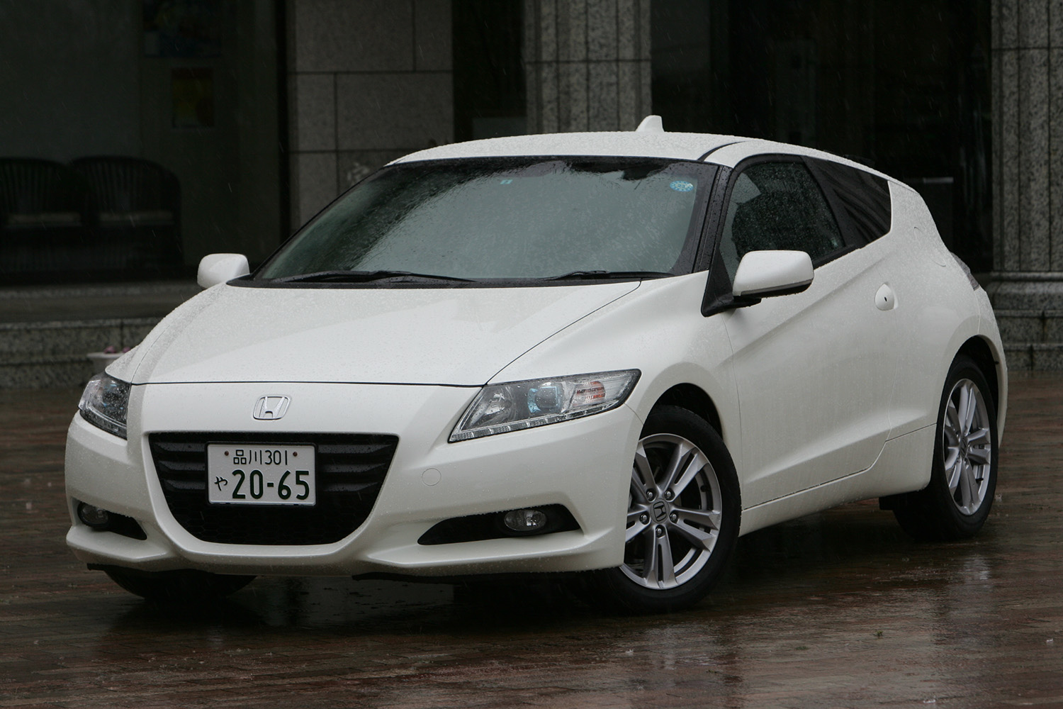 ホンダCR-Zの魅力に迫る！ 中古相場についても解説 | 自動車情報・ニュース WEB CARTOP