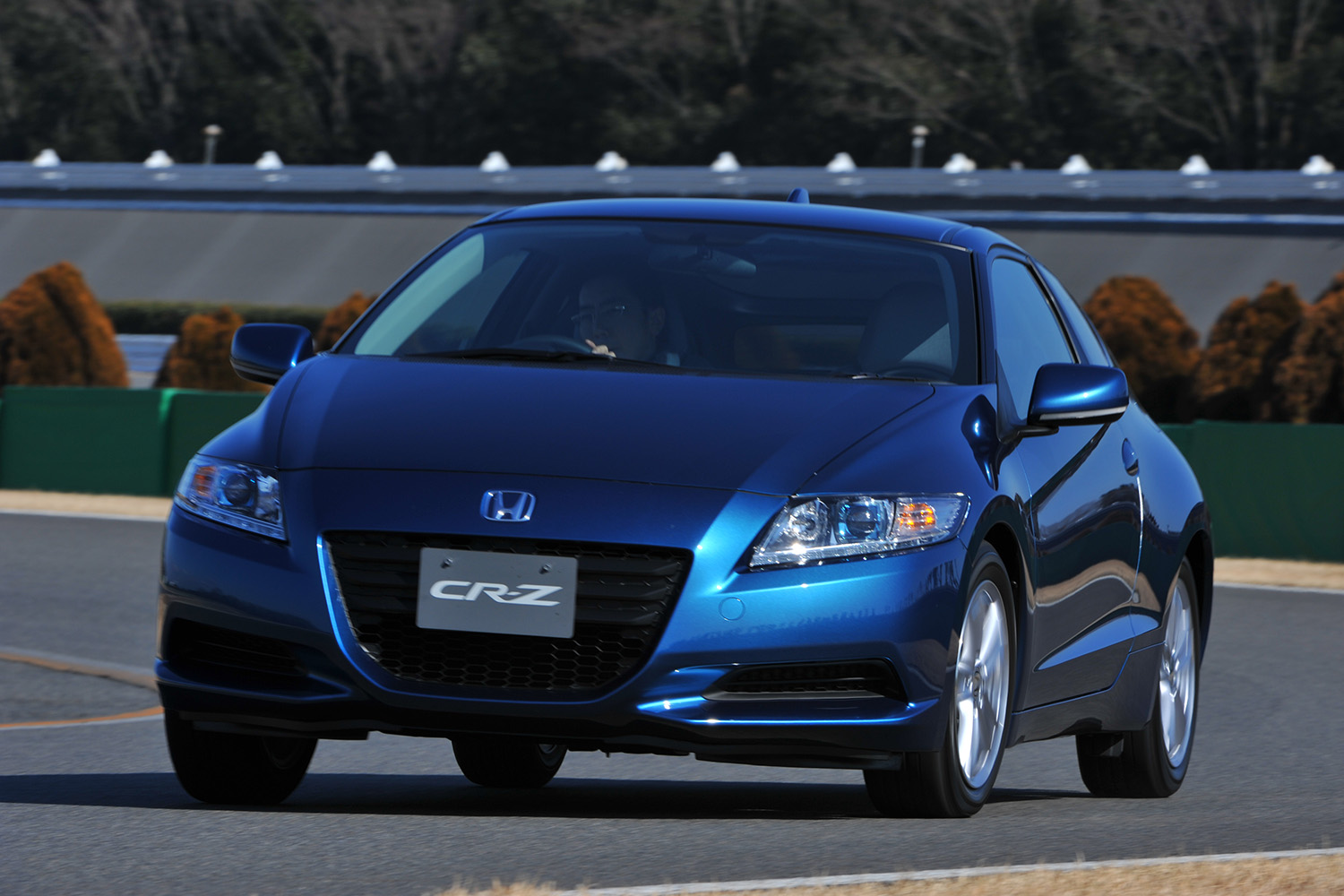 ホンダCR-Zの魅力に迫る！ 中古相場についても解説 | 自動車情報・ニュース WEB CARTOP