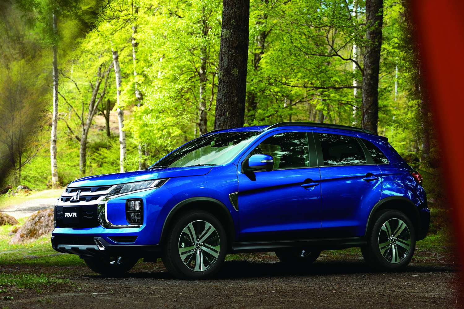 ヨーロッパの「RVR」である「ASX」がフルモデルチェンジ！ ん？ なんだかルノー・キャプチャーにそっくりだ | 自動車情報・ニュース WEB CARTOP