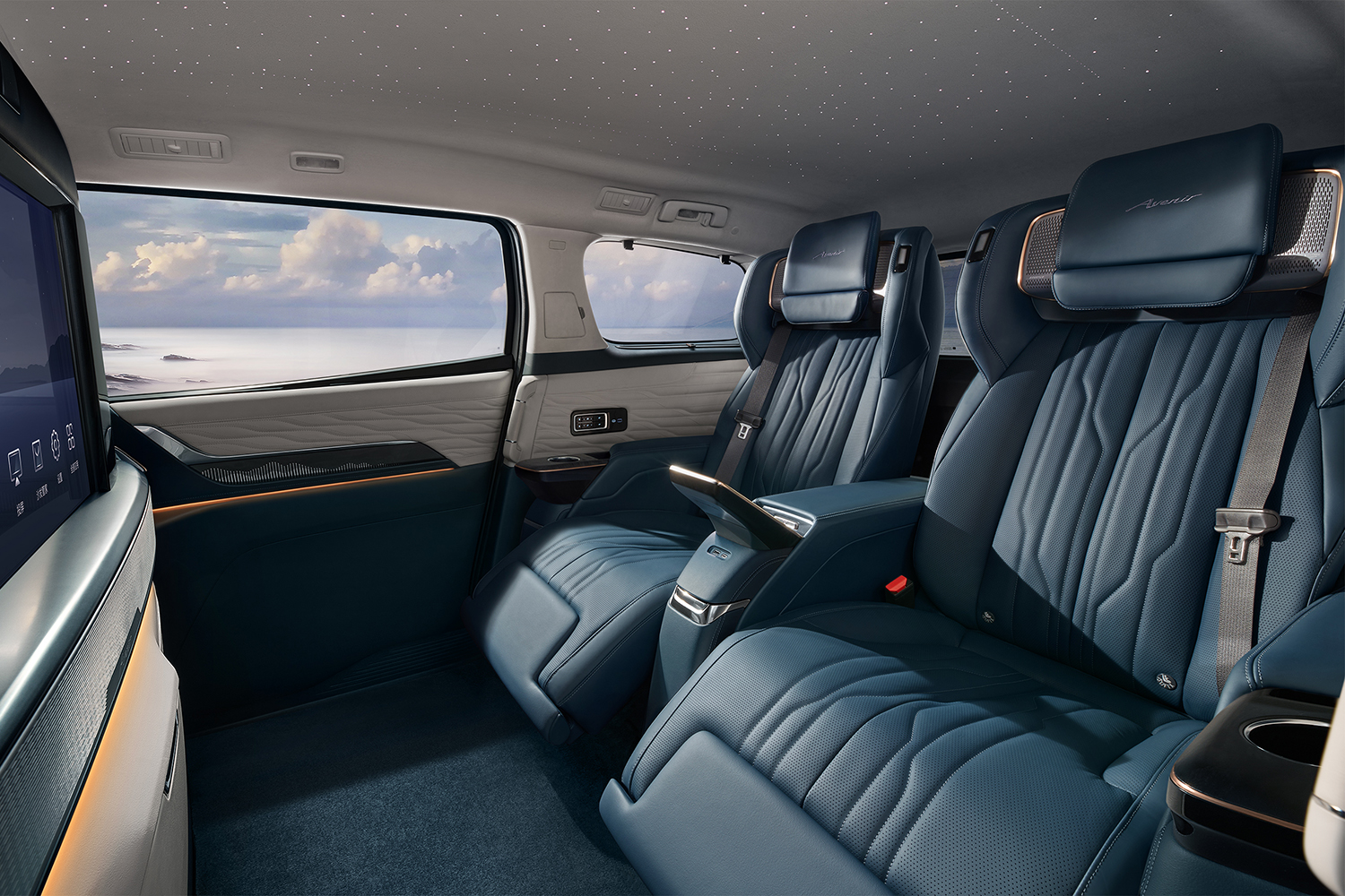 中国の「センチュリー」のライバルは「レクサスLM」だった!? GMが販売するビュイックのフラッグシップミニバンが超豪華中国でトヨタじゃない「センチュリー」がGMから登場！ 打倒レクサスLMの超 ...