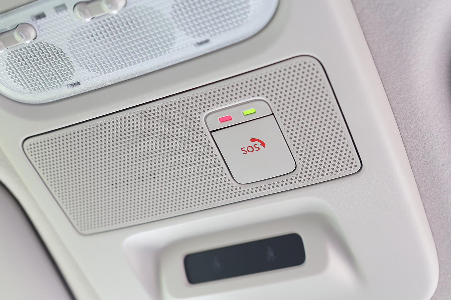 ボタンを押すとどうなる？ SOSコールの仕組みや実例を解説！ | 自動車情報・ニュース WEB CARTOP