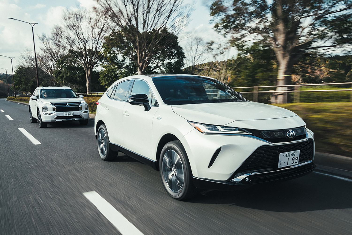 ハリアーPHEVとアウトランダーPHEVを乗り比べたらわかった！ ハイブリッドカーらしいモデルとEVらしいモデル | 自動車情報・ニュース WEB CARTOP