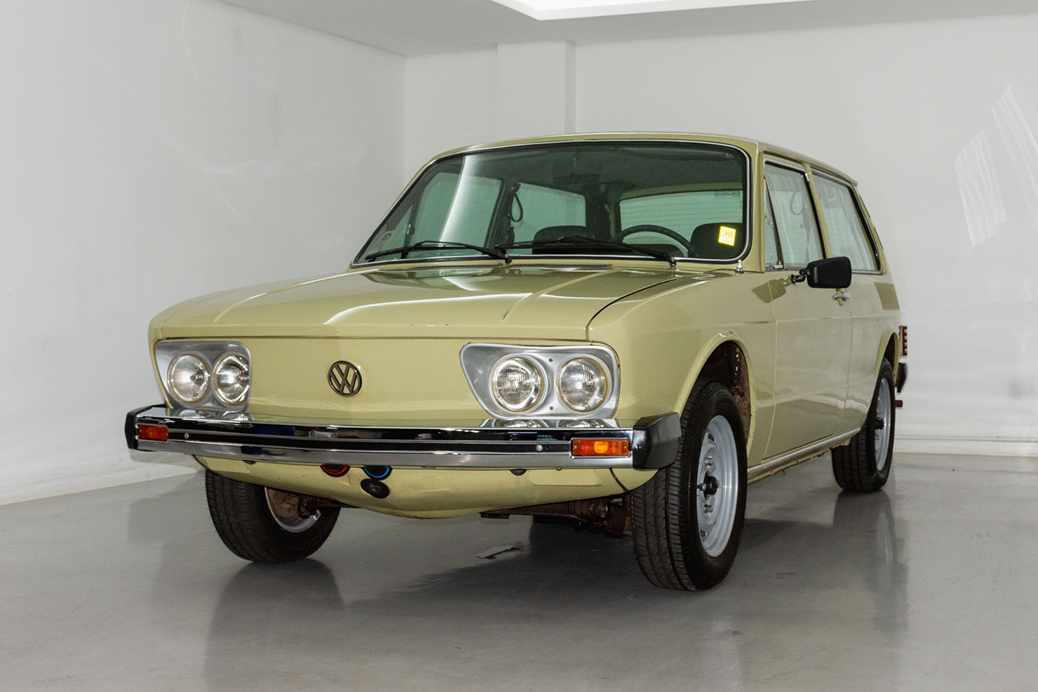 フォルクスワーゲン・ド・ブラジルが作った魅惑のオリジナルモデル「SP2」が美しい！ でもクソ遅かった | 自動車情報・ニュース WEB CARTOP