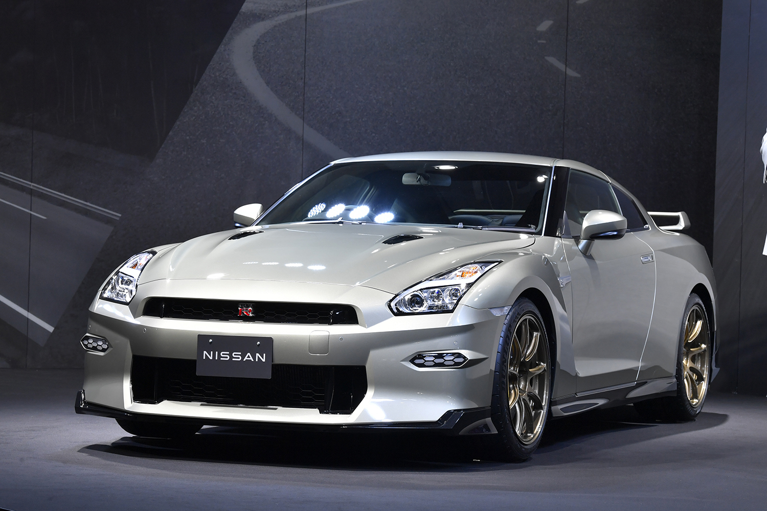 日産GT-Rの終焉に欧州の人は何を思うのか？ 2024年モデル登場も欧州での販売は停止 | 自動車情報・ニュース WEB CARTOP