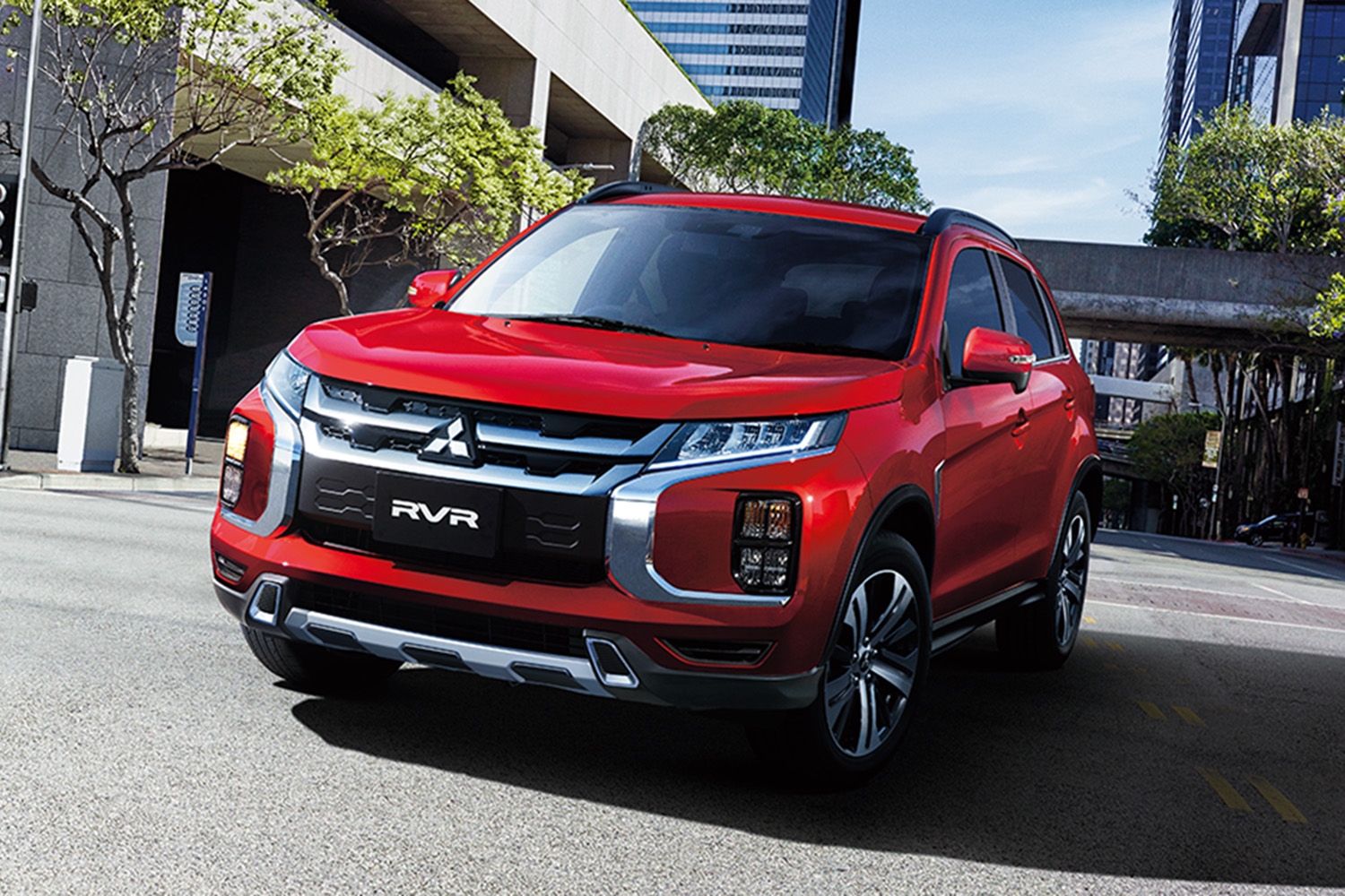 コンパクトSUVに安全性が加わった！ 三菱RVRの一部改良が実施 | 自動車情報・ニュース WEB CARTOP