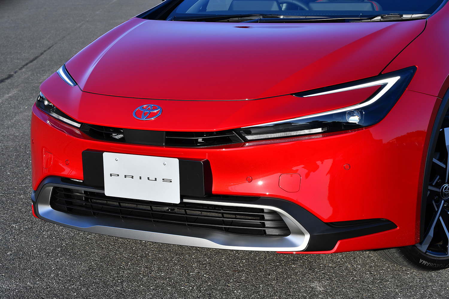 ハイブリッドかPHEVか？ 新型プリウスのグレードの選び方を解説 | 自動車情報・ニュース WEB CARTOP