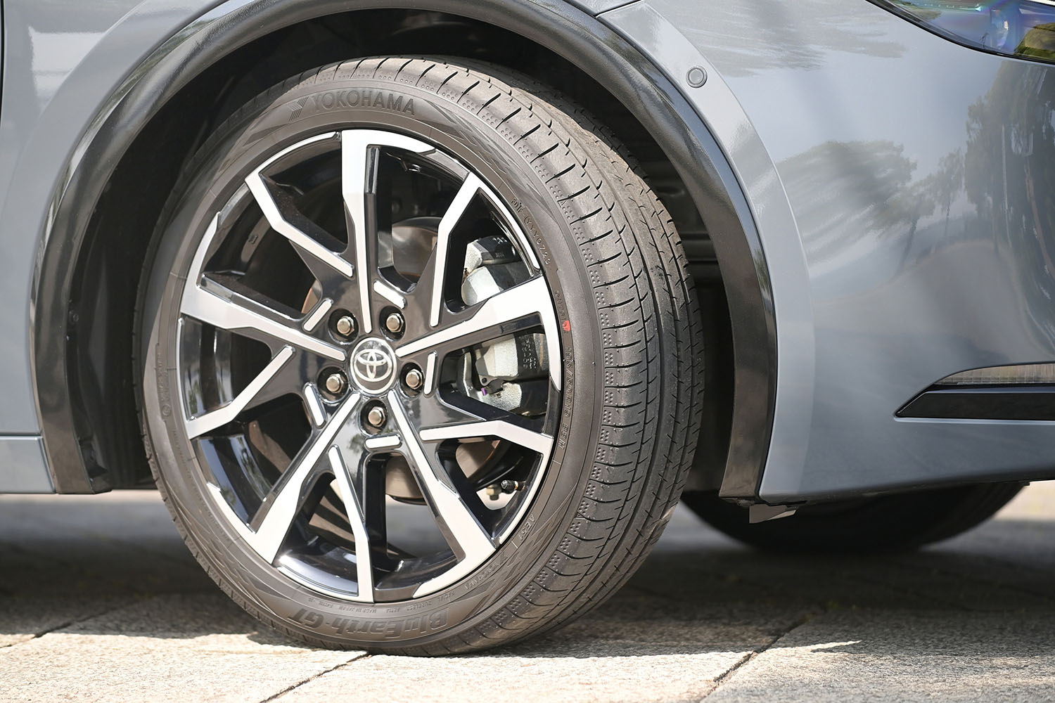 【試乗】新型プリウスPHEVはデザインも使い勝手も文句なし！ 話題の新型マシンは驚きの連続だった | 自動車情報・ニュース WEB CARTOP