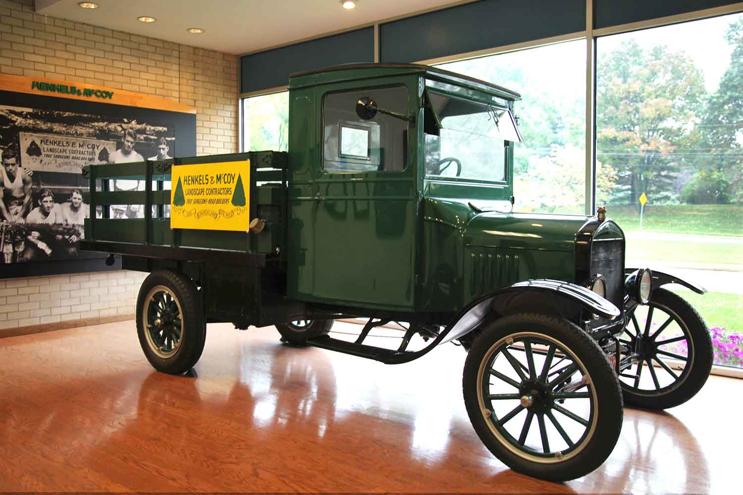 フォードのトラックFシリーズの魅力、歴史、価格などを徹底解説！ | 自動車情報・ニュース WEB CARTOP