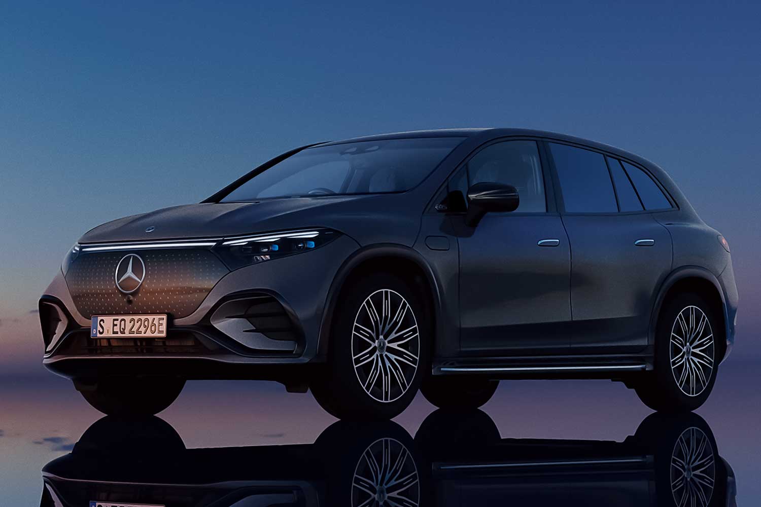 上位グレードで約2000万円するメルセデスのEVブランドが手がけたラグジュアリーSUV！ メルセデスEQが新型EQS SUVを発表 | 自動車情報・ニュース WEB CARTOP