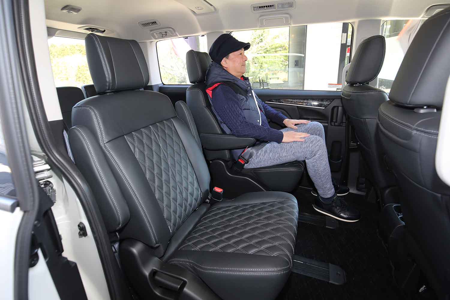 三菱デリカミニと兄貴分デリカD:5を比較！ 比べてみたらまさかの下剋上が発生!? | 自動車情報・ニュース WEB CARTOP