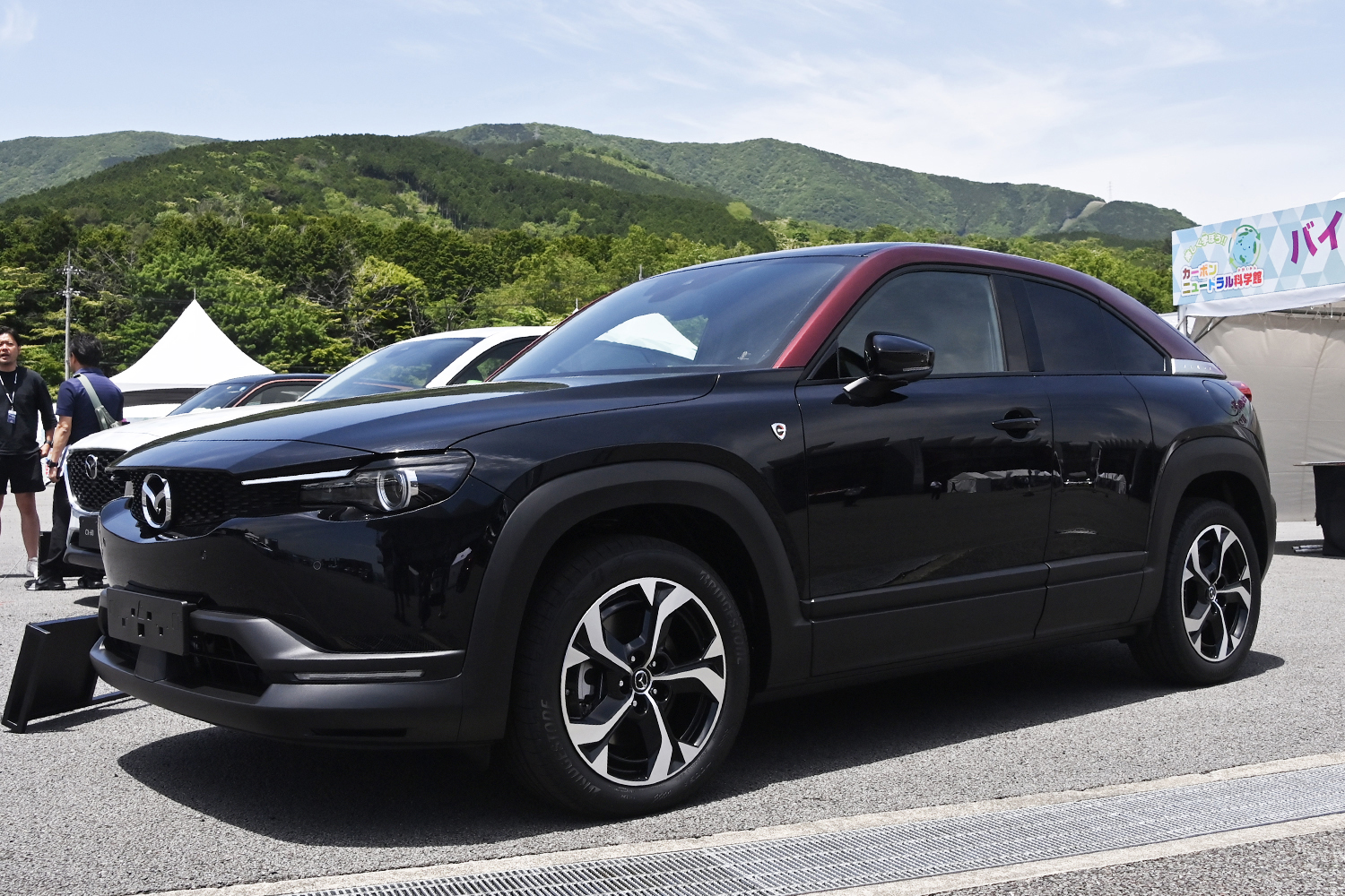 不人気と言われがちなマツダRX-8のポテンシャルはいまでも一級品！ それでも人気がない理由を考えてみた | 自動車情報・ニュース WEB CARTOP