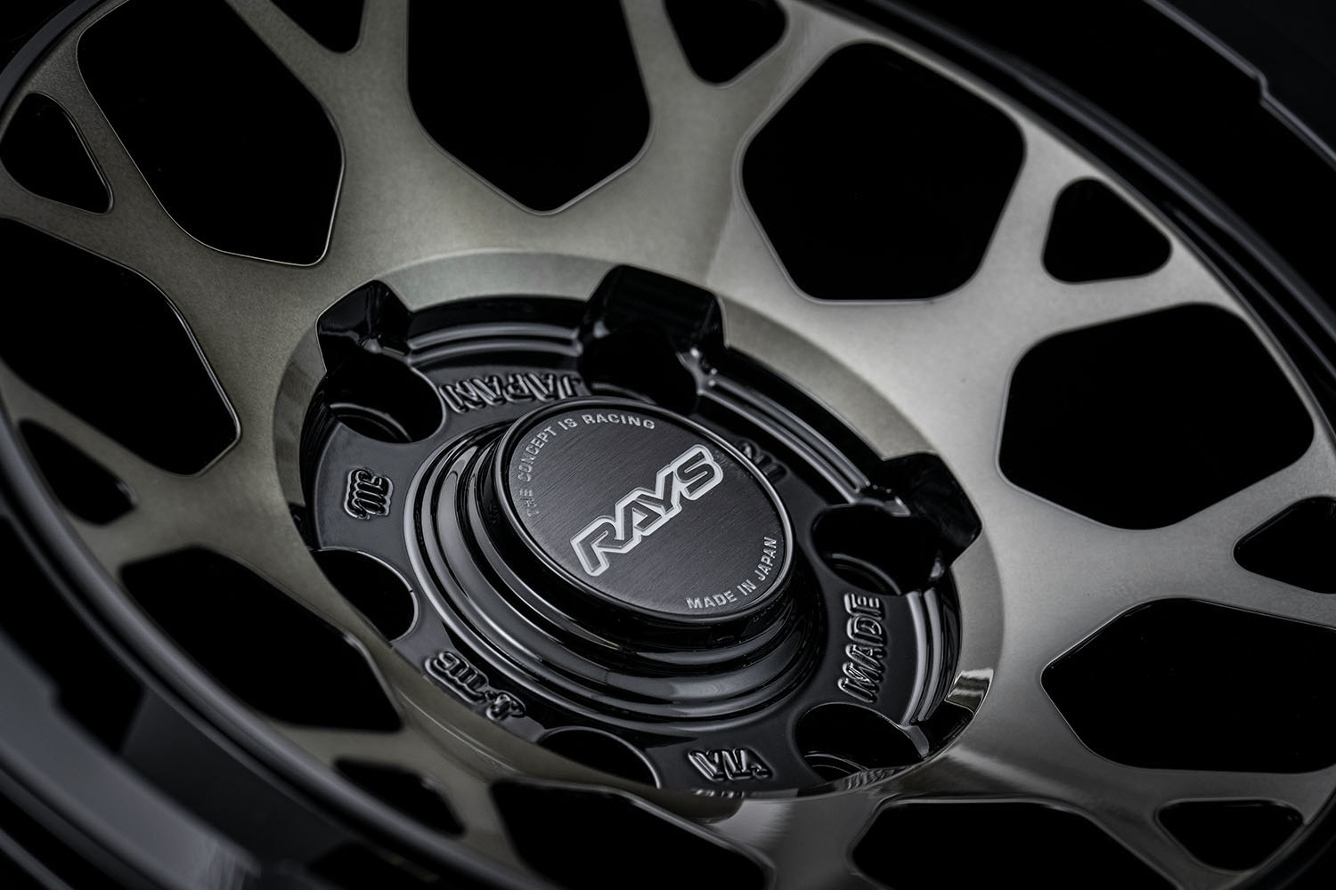 RAYS 「TEAM DAYTONA」より新作の「 M9+」が登場！ 最新技術を駆使して軽量化やアップデートを敢行 | 自動車情報・ニュース WEB CARTOP