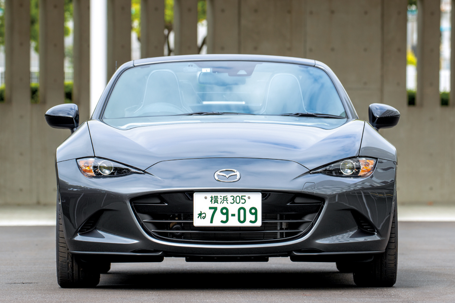 ロードスターとRFにまとめて試乗！ 「めっちゃ運転しやすい！」【ViVi専属モデル 古畑星夏 MT女子はじめました ND型ロードスター編】 | 自動車情報・ニュース WEB CARTOP