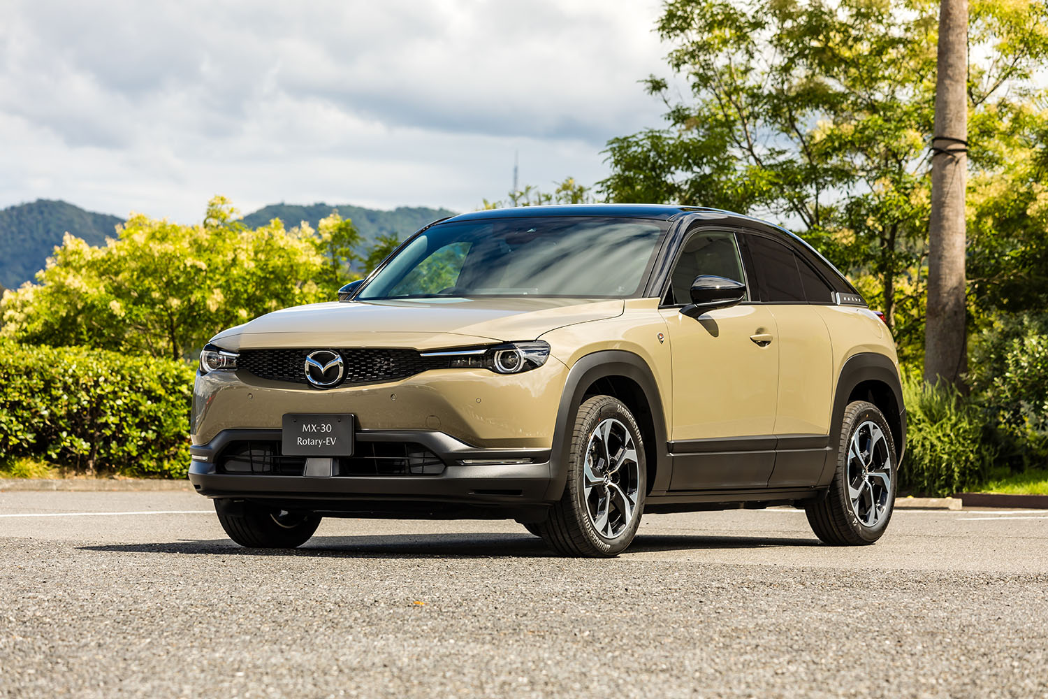ロータリーエンジンで発電してモーターで動くシリーズ式ハイブリッドのマツダMX-30 Rotary-EVが登場 | 自動車情報・ニュース WEB ...