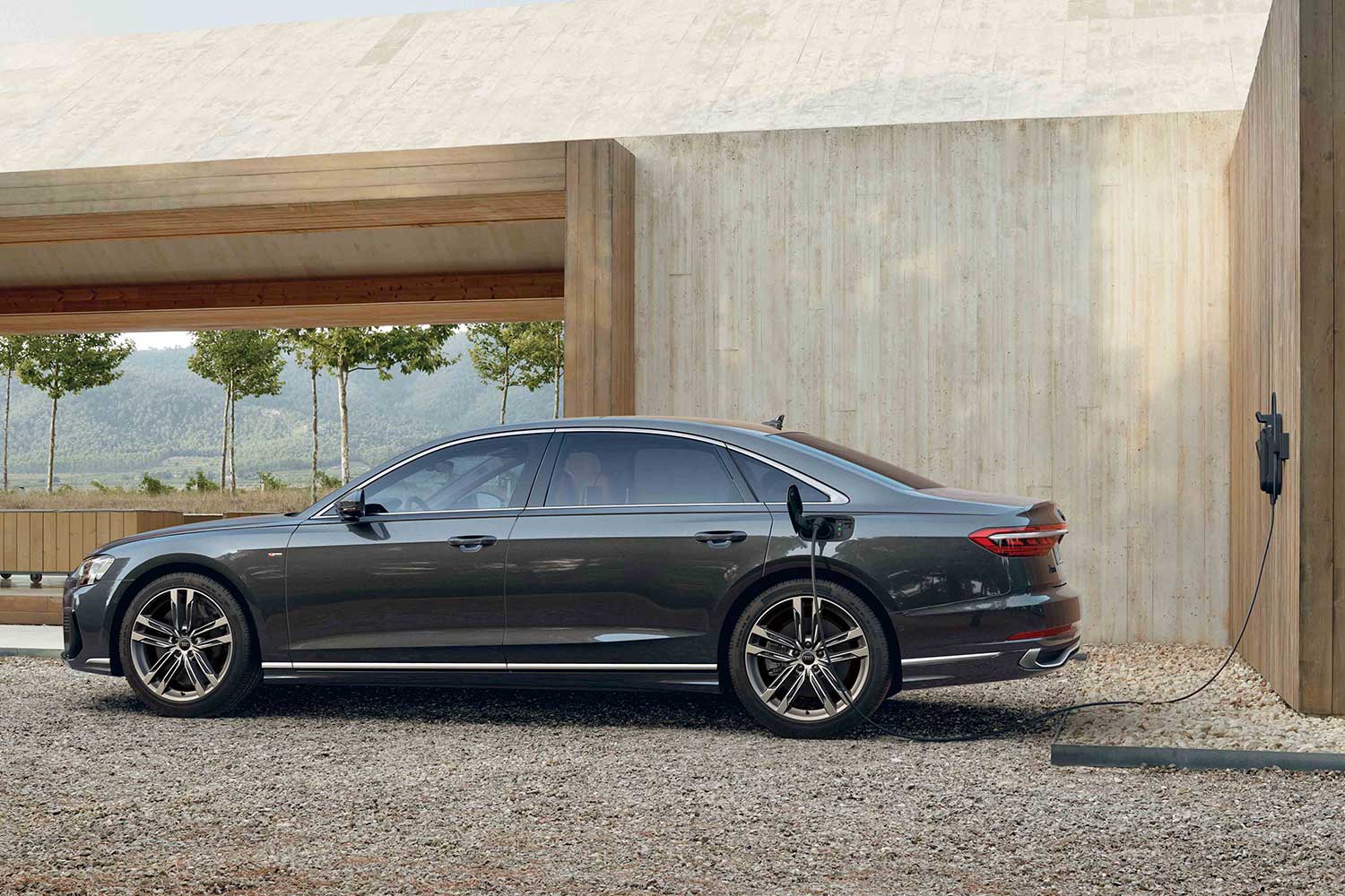 アウディにもこんなにもハイブリッド車があった！ ドイツ御三家の一角を担うプレミアムブランドのラインアップをおさらい | 自動車情報・ニュース ...