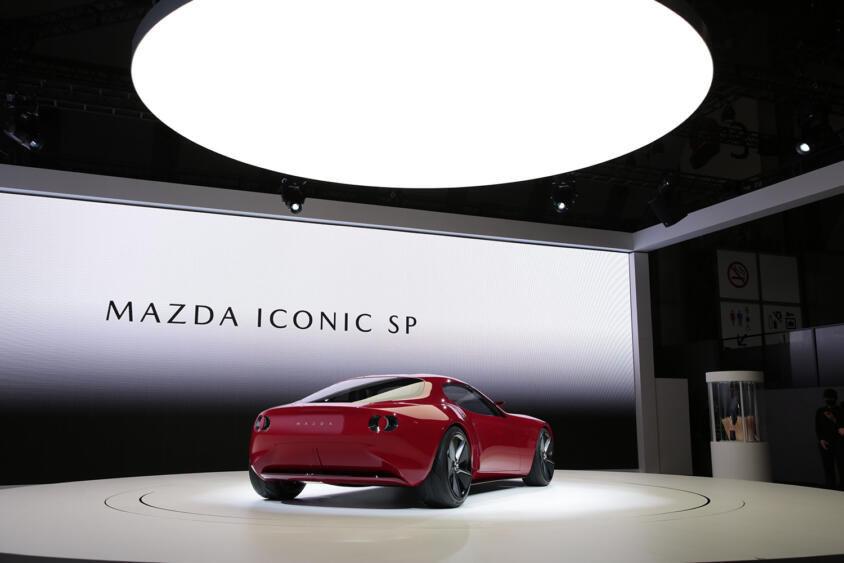 「マツダ・アイコニックSP」のデザインの魅力に迫る！ | 自動車情報・ニュース WEB CARTOP - 2ページ目
