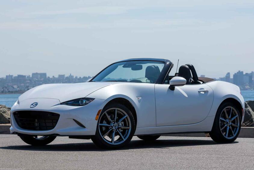 華々しいロータリーの復活に人気薄なMX-30かが選ばれたワケ | 自動車情報・ニュース WEB CARTOP