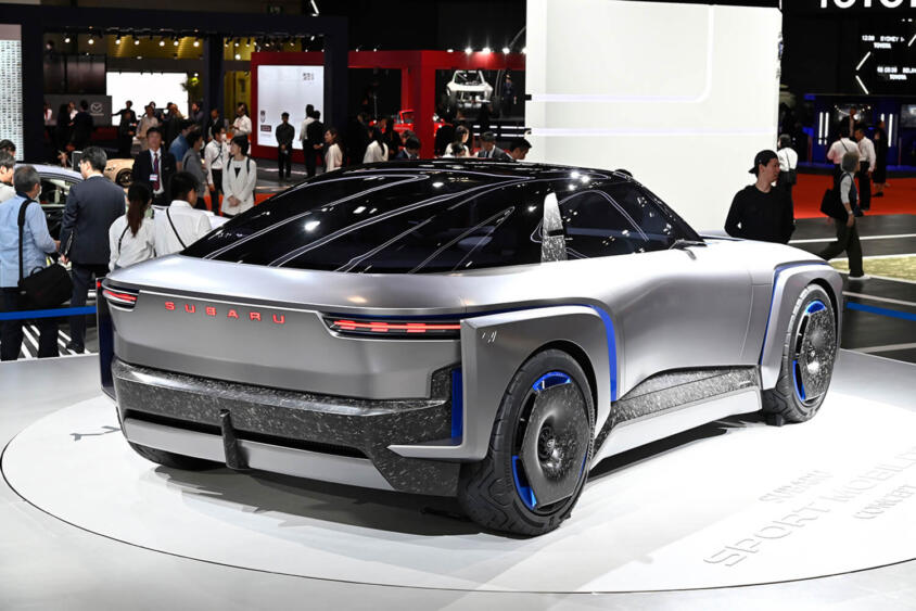 スバルのコンセプトカーのグラスキャノピーに「アルシオーネSVX」の面影を見た？ 2ドアクーペの復活を期待せずにはいられない | 自動車情報・ニュース WEB CARTOP