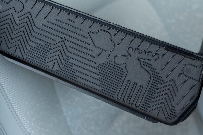 日本上陸間近のボルボの新世代EV「EX30」に乗ったら「ハートフル鉄仮面」と呼びたくなるツンデレだった | 自動車情報・ニュース WEB ...